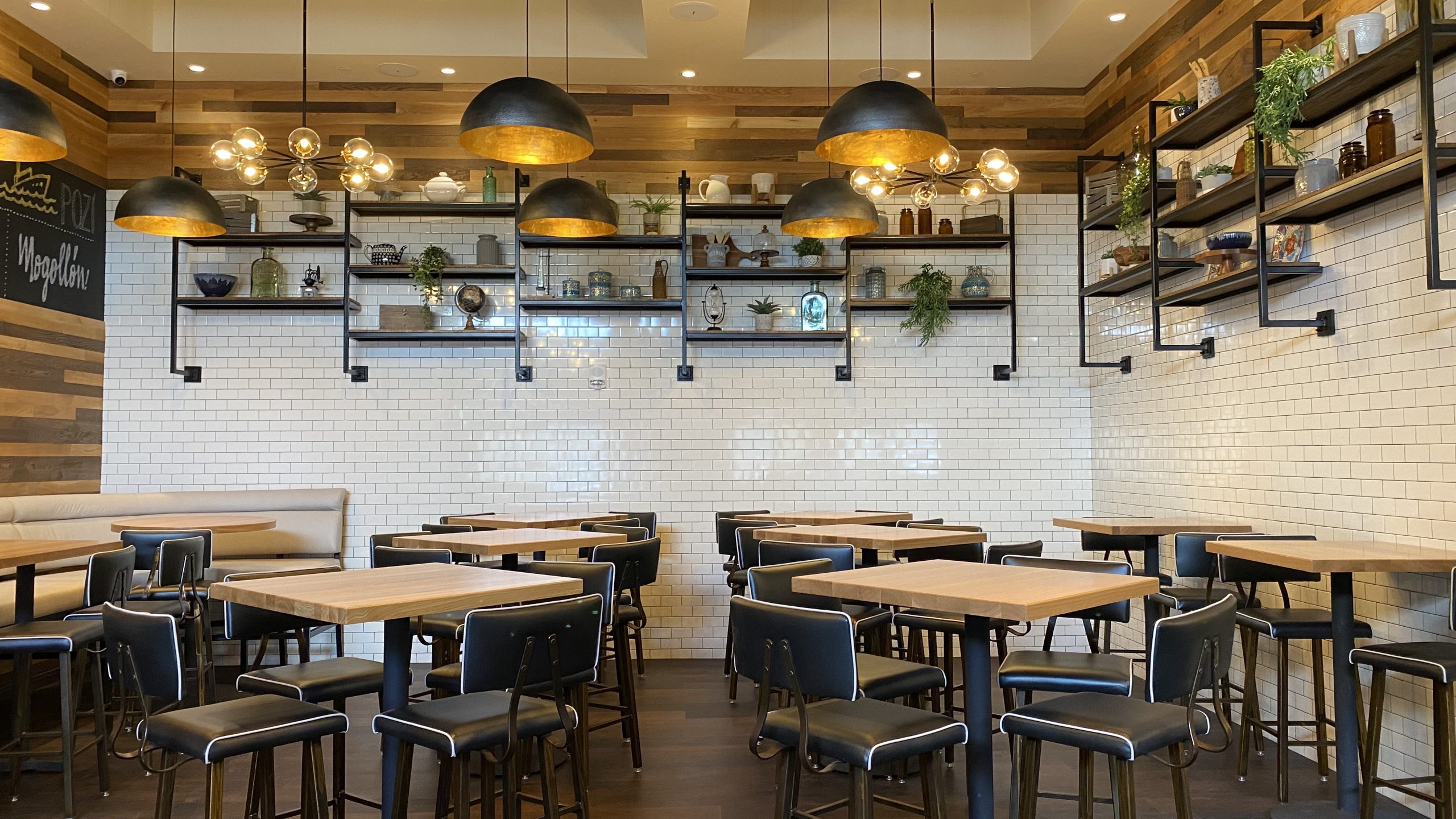 Spanish restaurant & Tapas at The Falls Miami, FL | Bulla Gastrobar